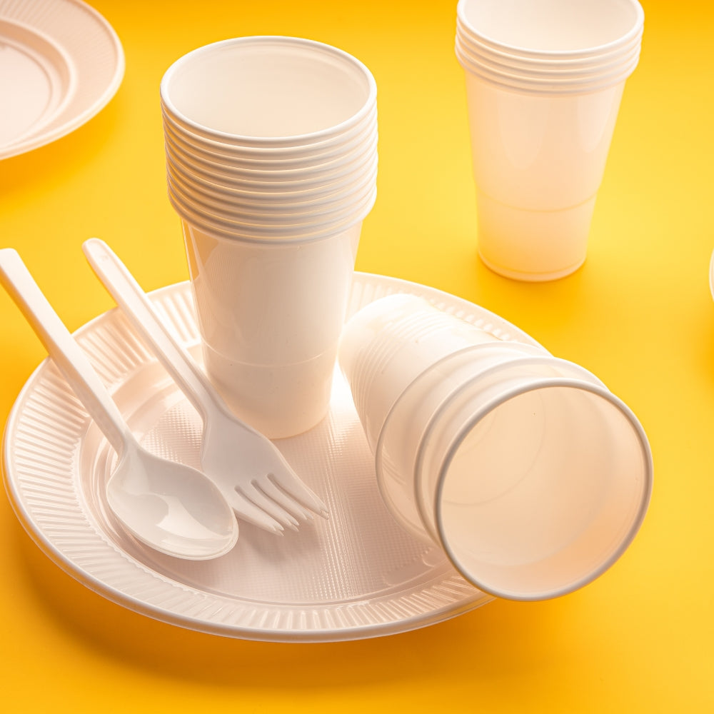 Breakroom – Warehouse Instant Supplies LLC